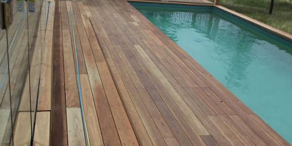 Stringybark Decking – 90x22mm Random Length | Timber & RoseTimber & Rose